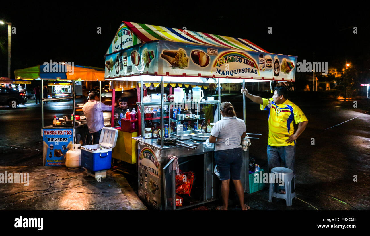 Marquesitas hi-res stock photography and images - Alamy