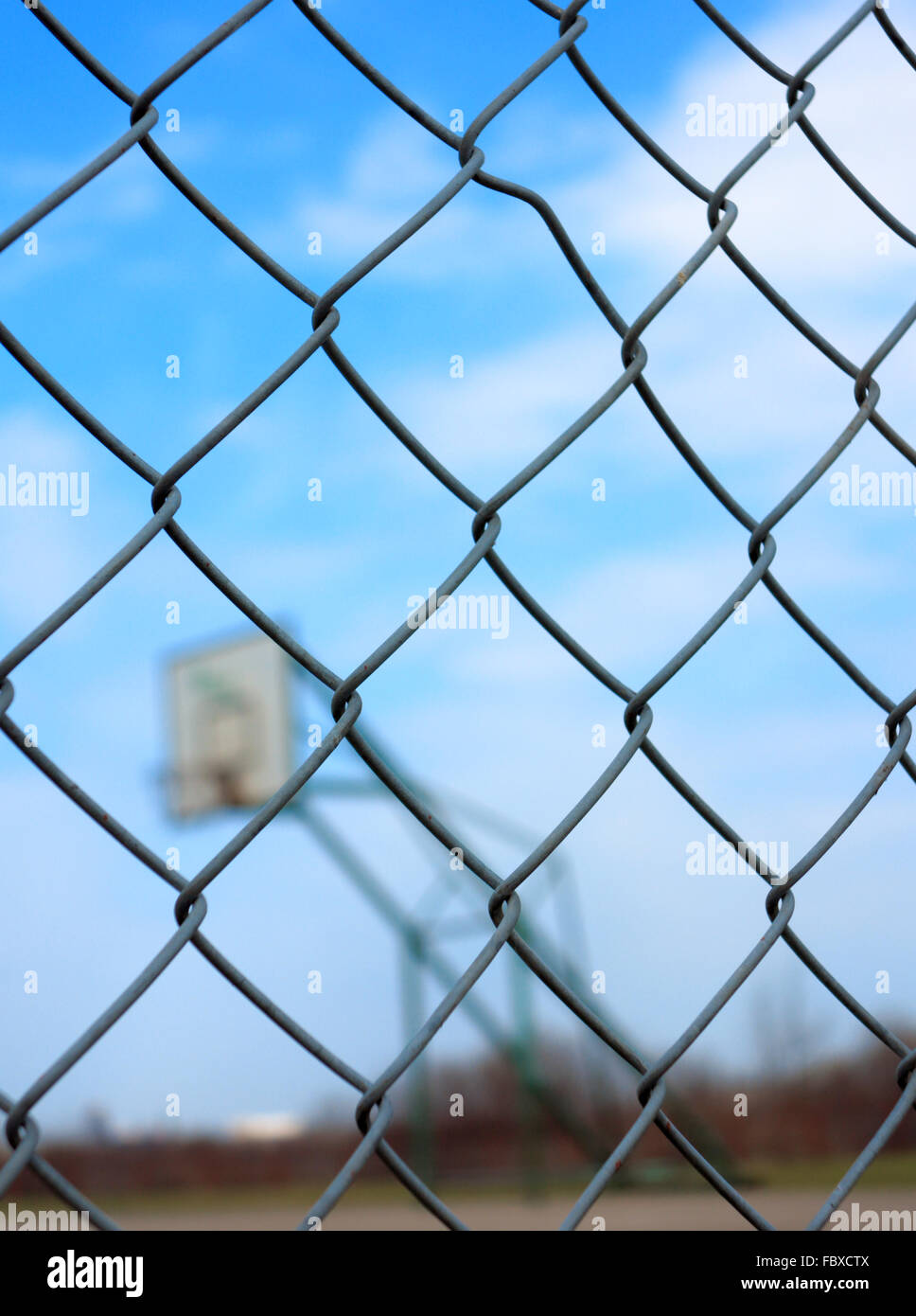 Steel basketball hoop hi-res stock photography and images - Alamy
