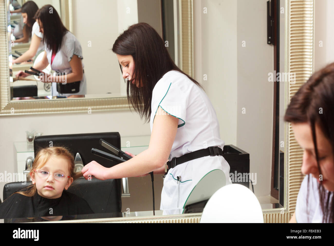 Girl hairdresser hi-res stock photography and images - Alamy