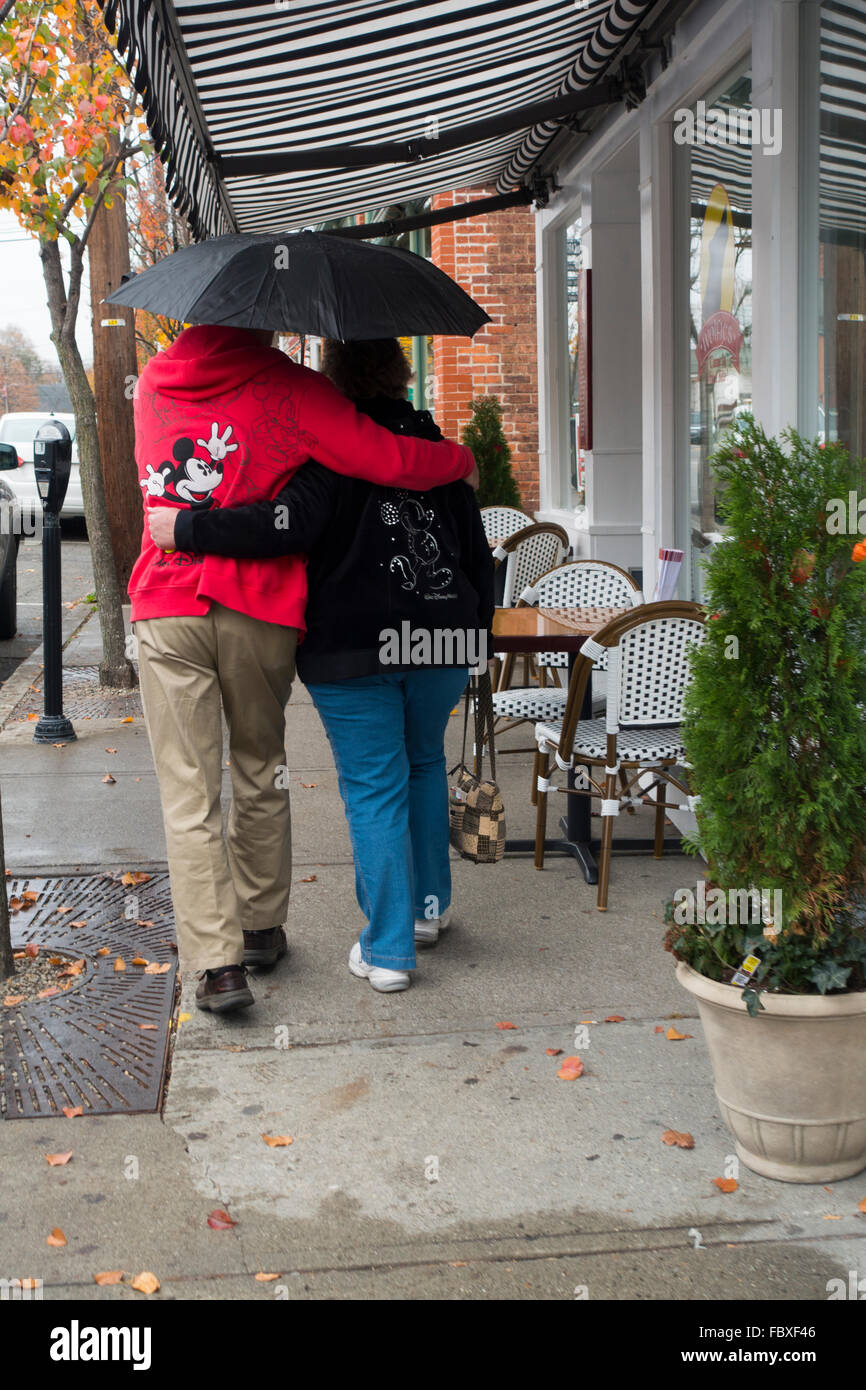 forever jewelers store in New Hope PA shopping district Stock Photo - Alamy