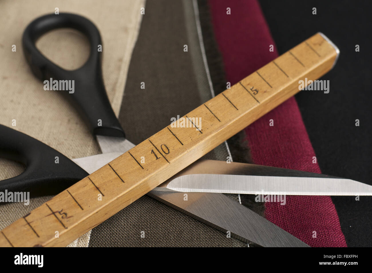 Sewing cloth ruler hi-res stock photography and images - Alamy