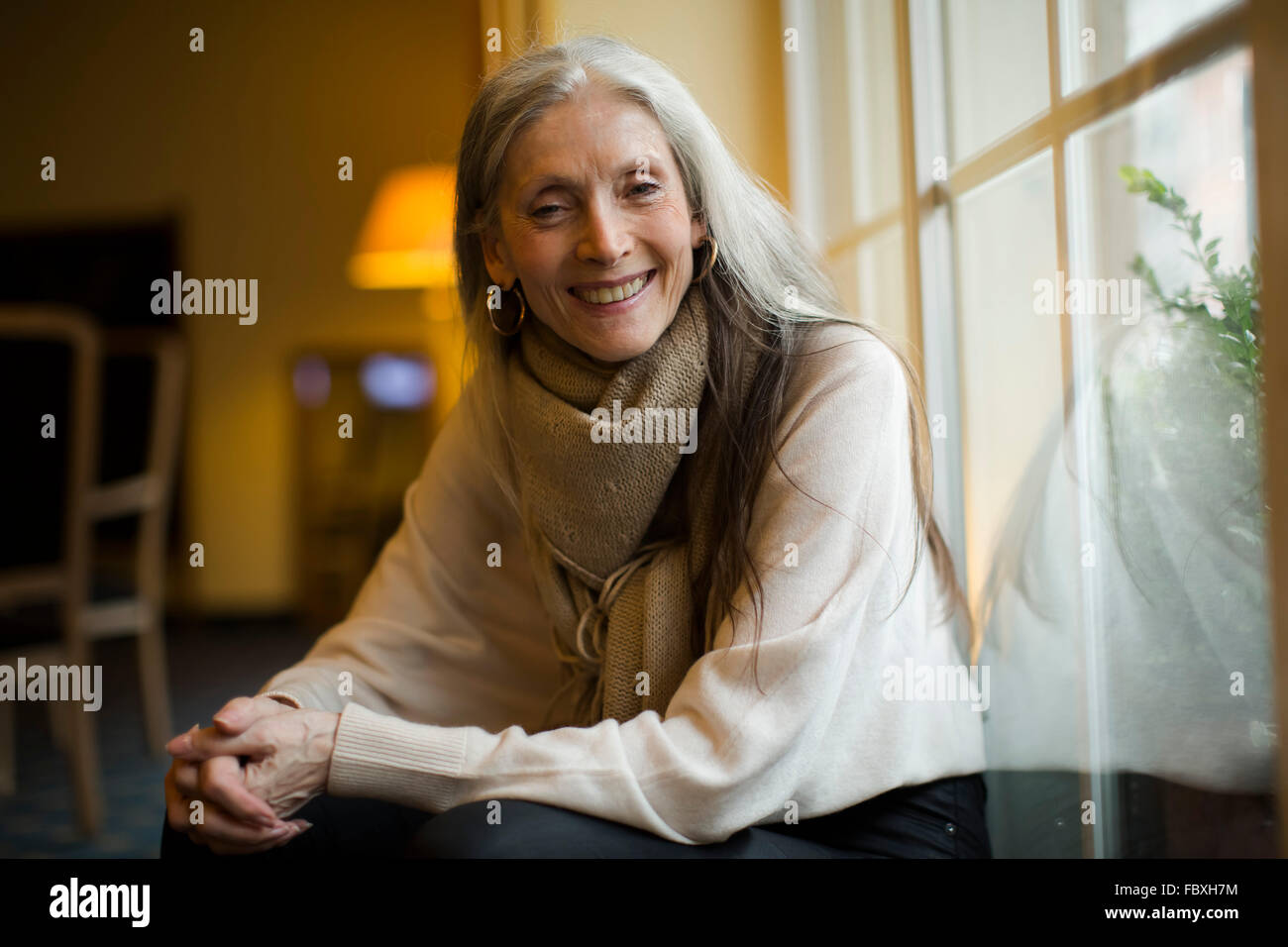 Older model hi-res stock photography and images - Alamy