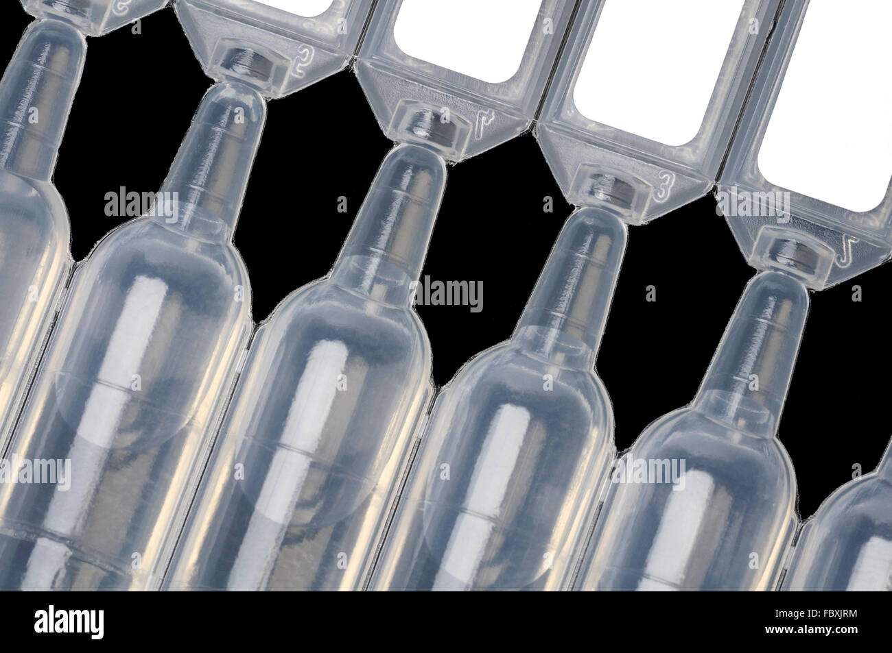 Plastic ampoules hi-res stock photography and images - Alamy