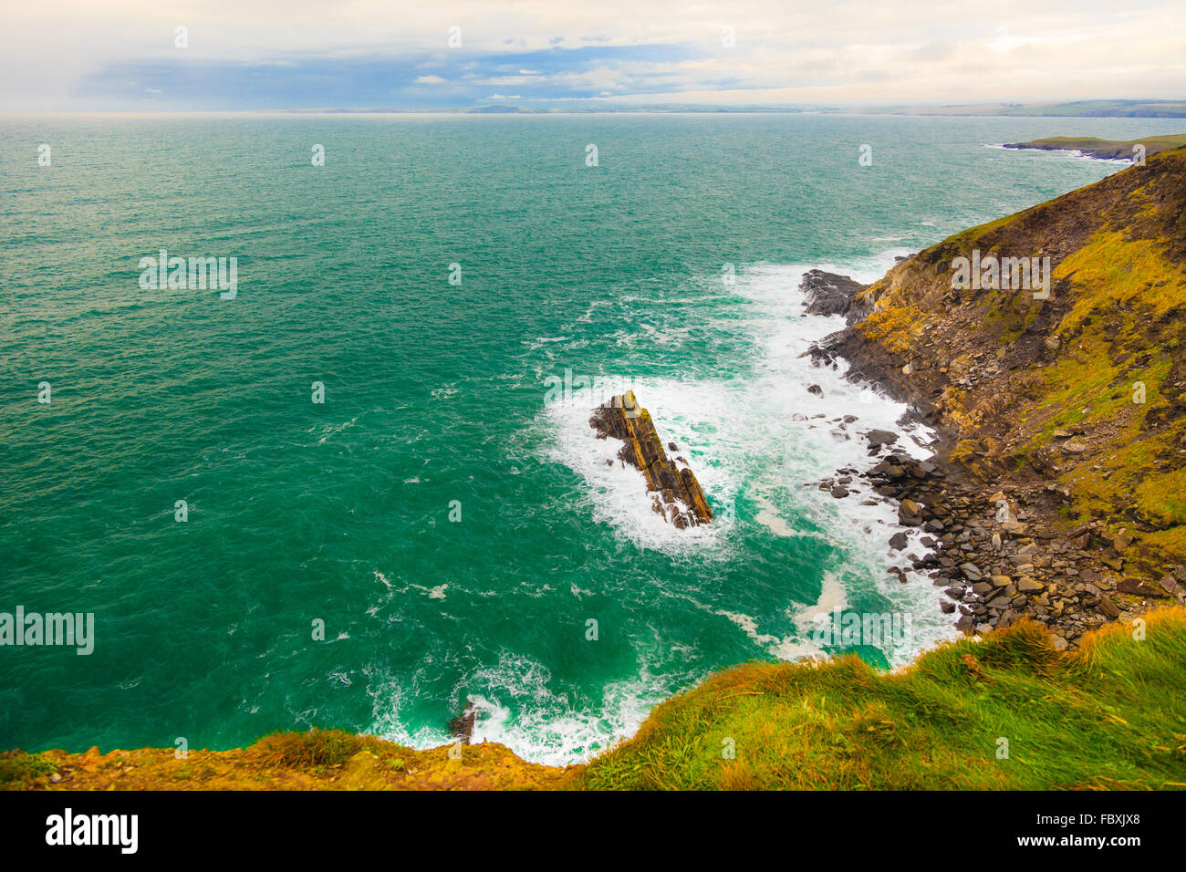 Irish coast. Breaking wave in the sea, Ireland Europe Stock Photo - Alamy