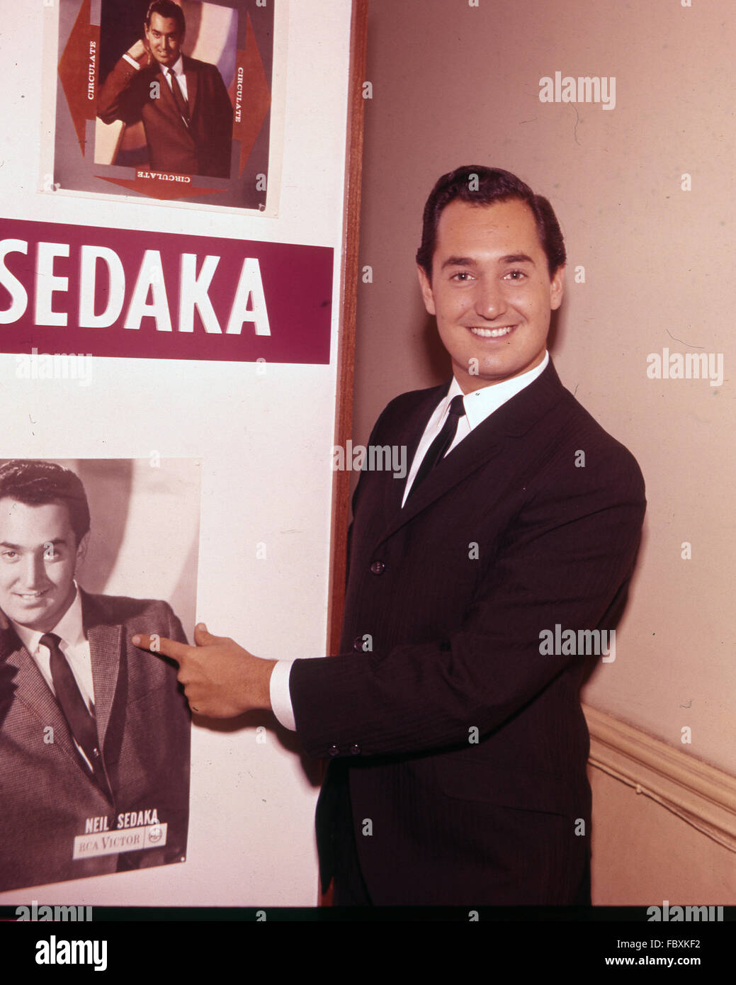 NEIL SEDAKA US pop singer in 1964. Photo Tony Gale Stock Photo - Alamy