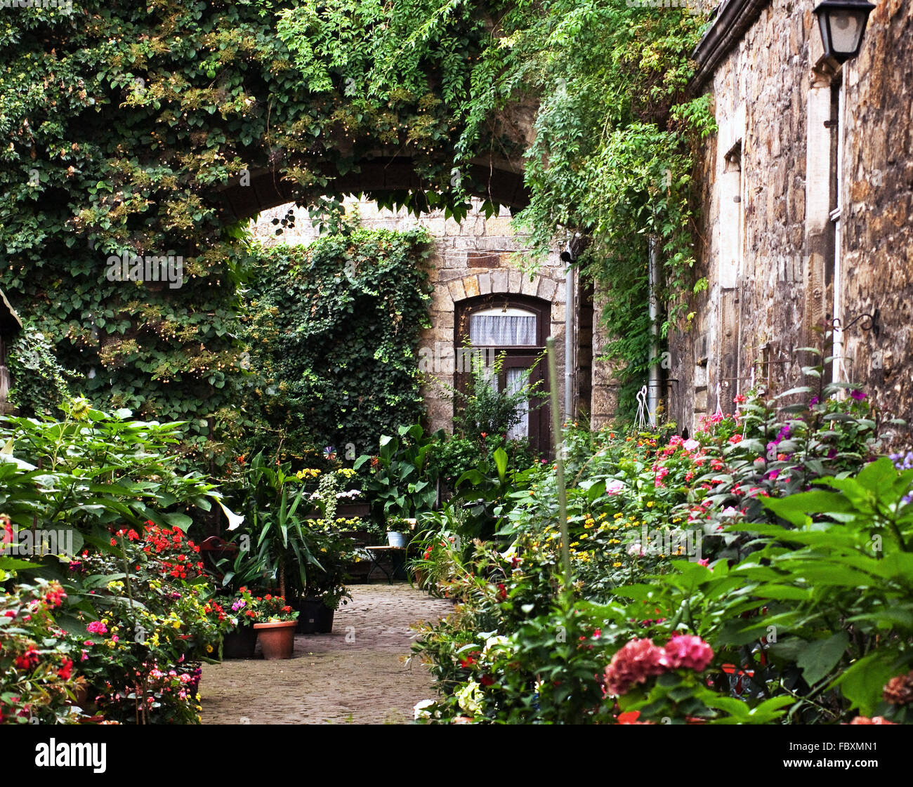 Blumenwiese garden hi-res stock photography and images - Alamy