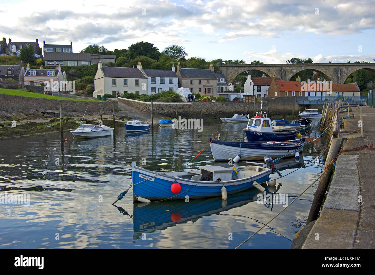 Lower largo harbour hi-res stock photography and images - Alamy
