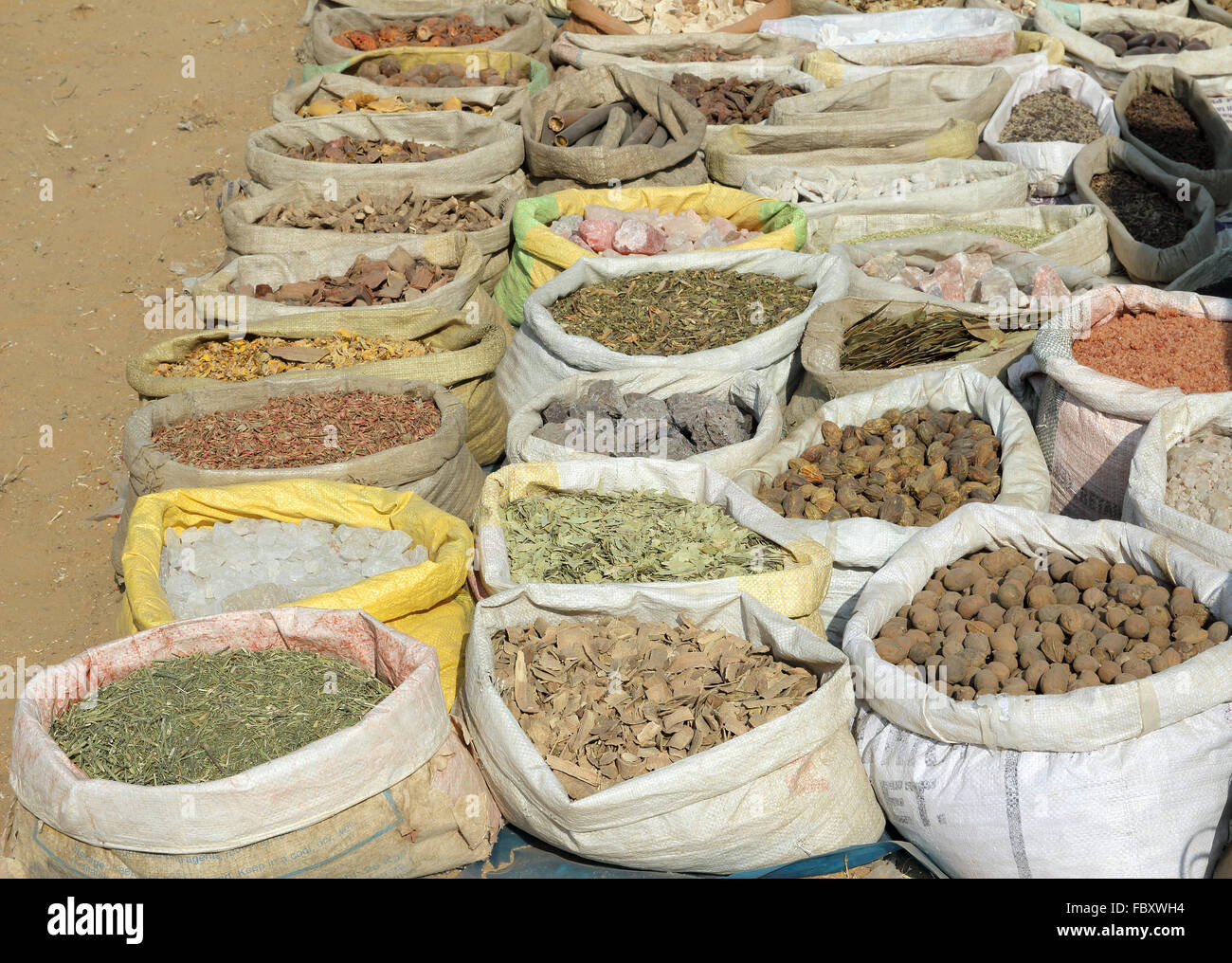 Indian market hi-res stock photography and images - Alamy