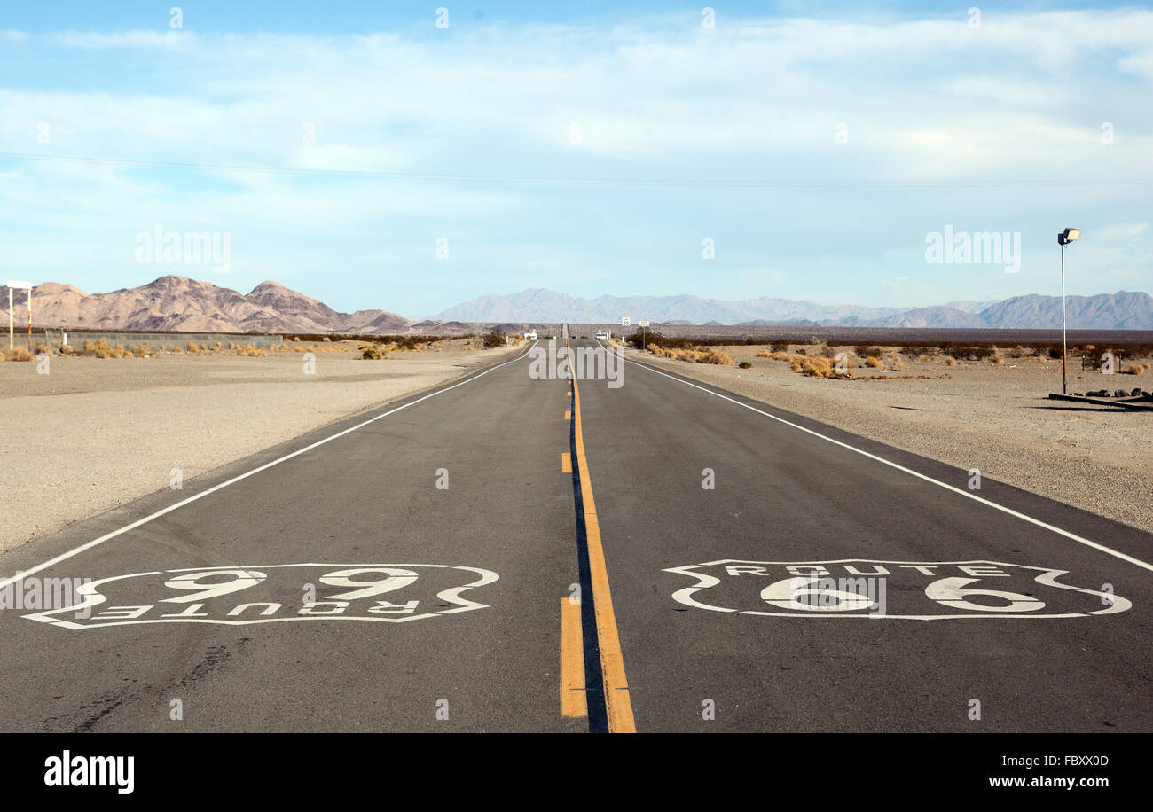 Route 66 empty hi-res stock photography and images - Alamy