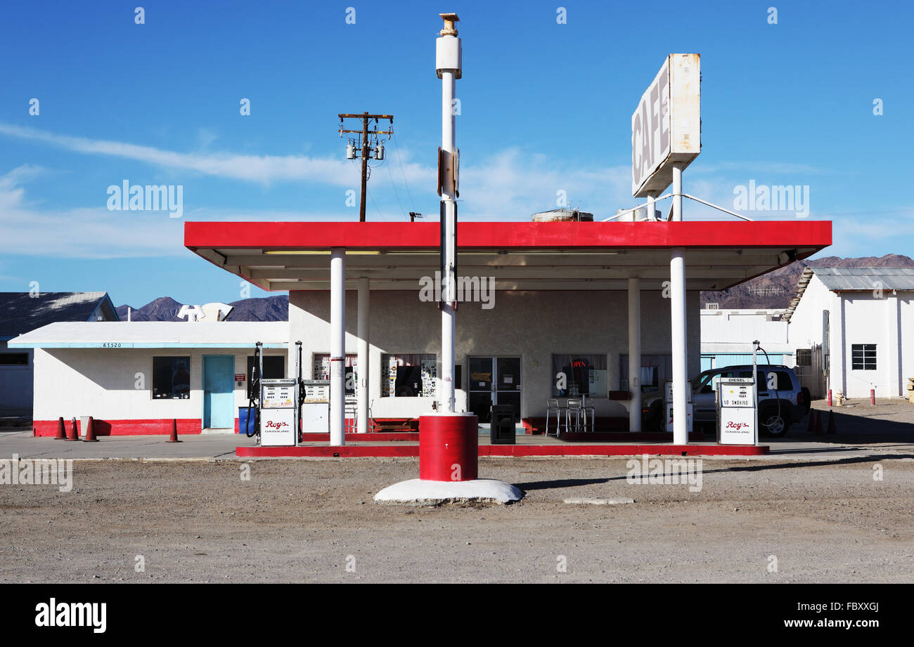 Filling station america hi-res stock photography and images - Alamy