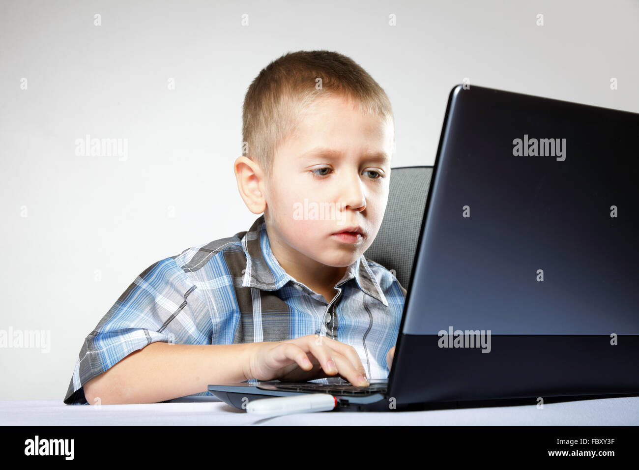 Laptop 5 hi-res stock photography and images - Alamy