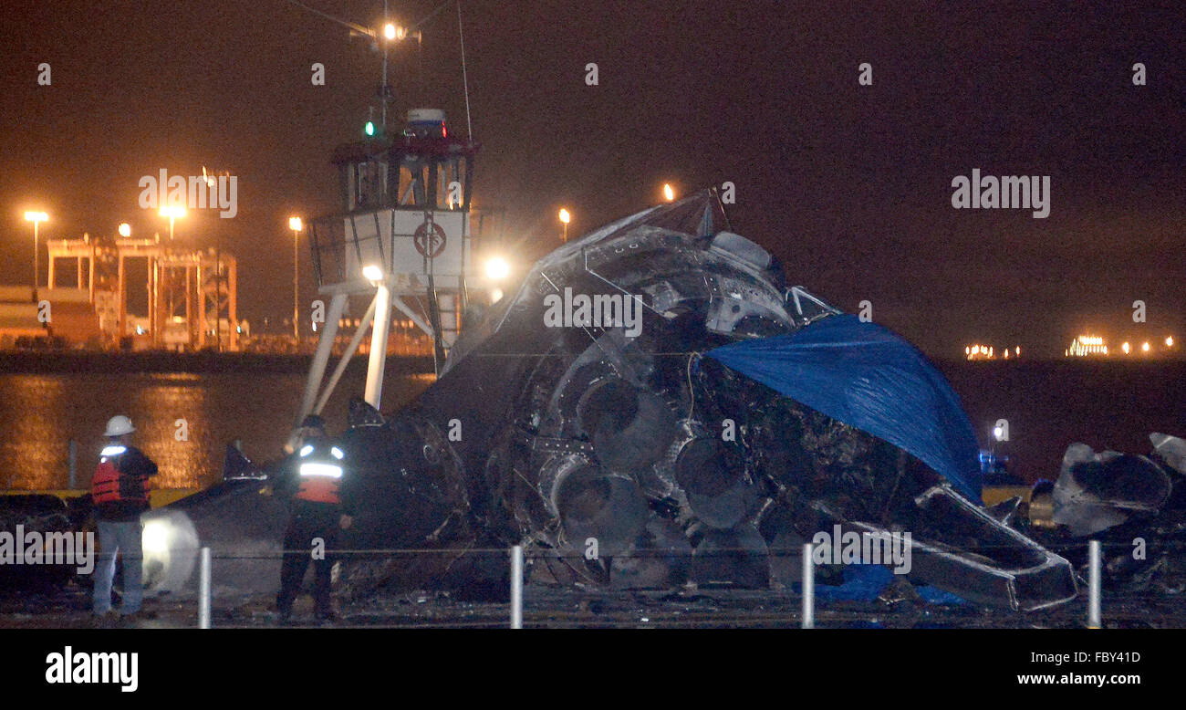 Falcon 9 explosion hi-res stock photography and images - Alamy