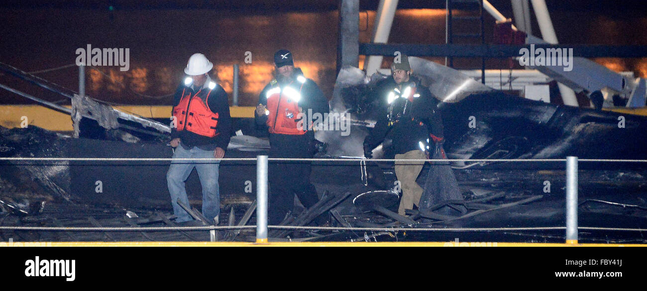 Falcon 9 explosion hi-res stock photography and images - Alamy