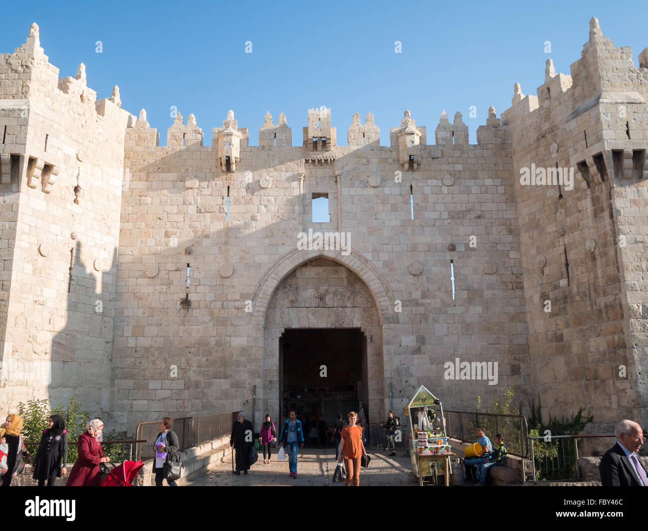 Damascus gate jerusalem muslim quarter hi-res stock photography and ...