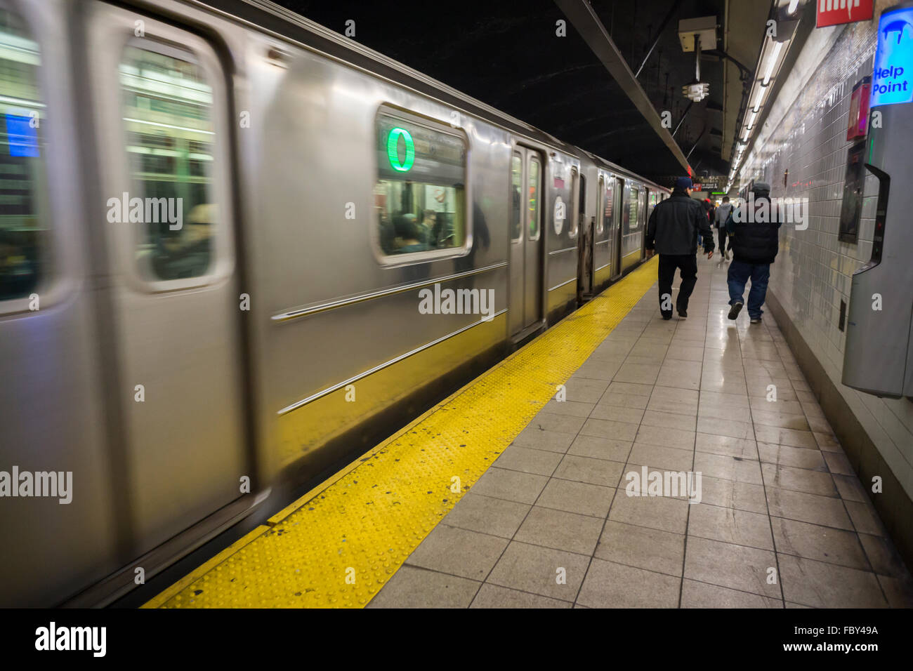 6 subway line new york hi-res stock photography and images - Alamy