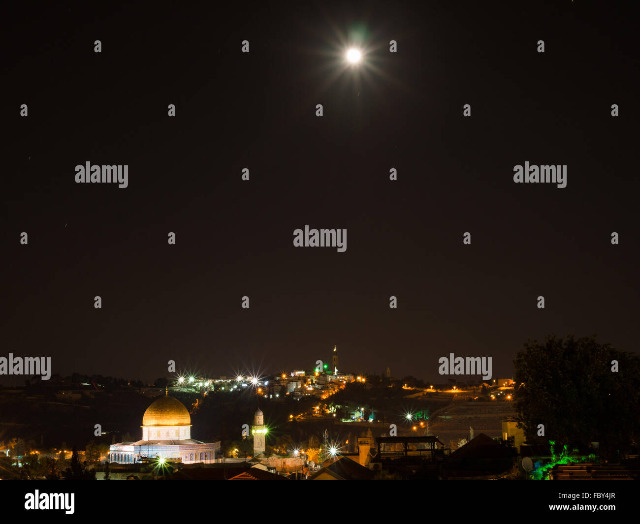 Full moon over temple hi-res stock photography and images - Alamy