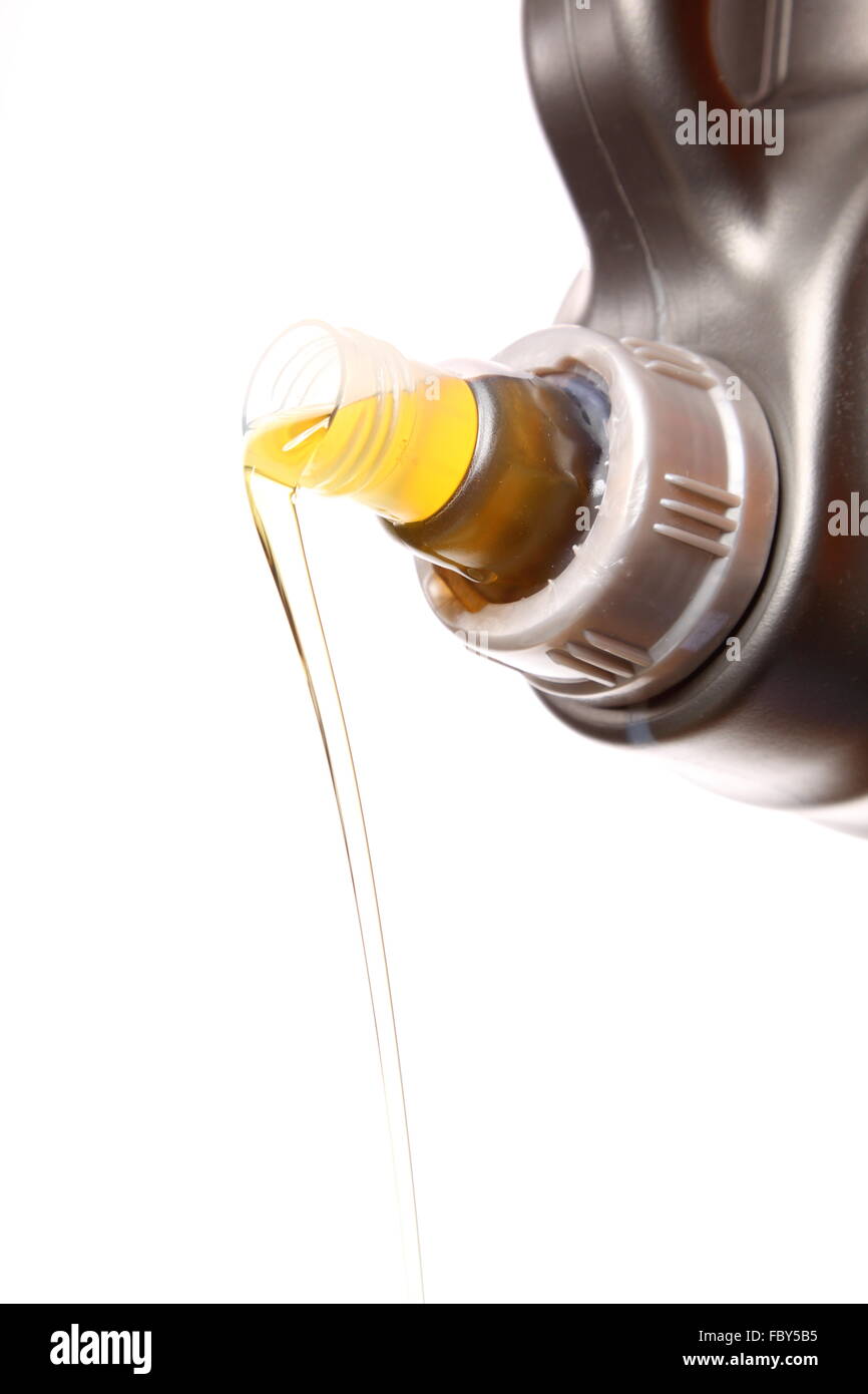 Can with car engine oil pouring isolated Stock Photo - Alamy