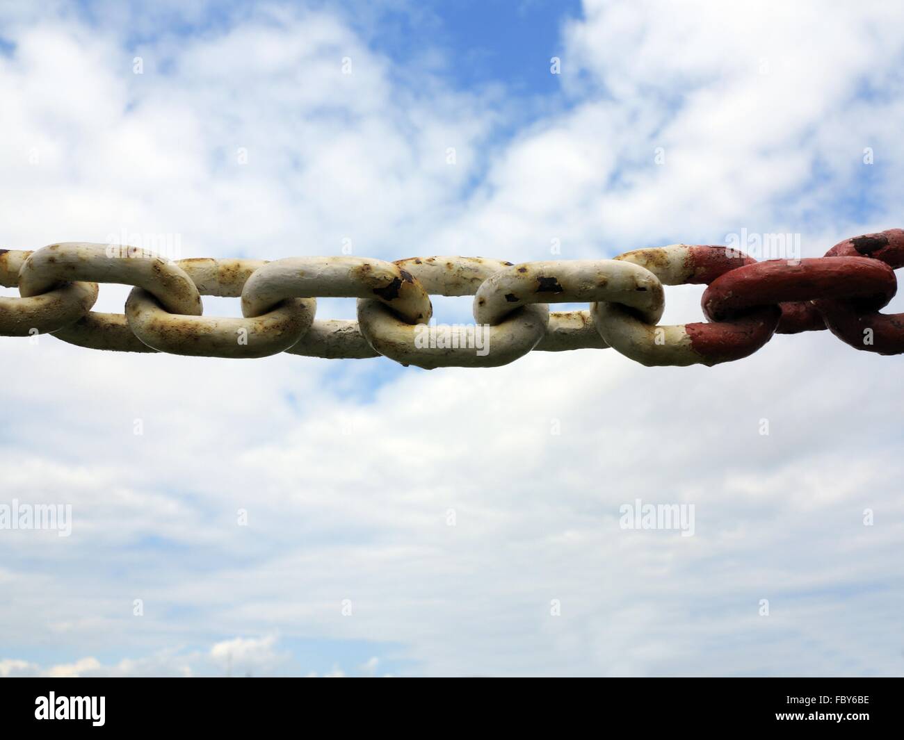 Chain segment hi-res stock photography and images - Alamy