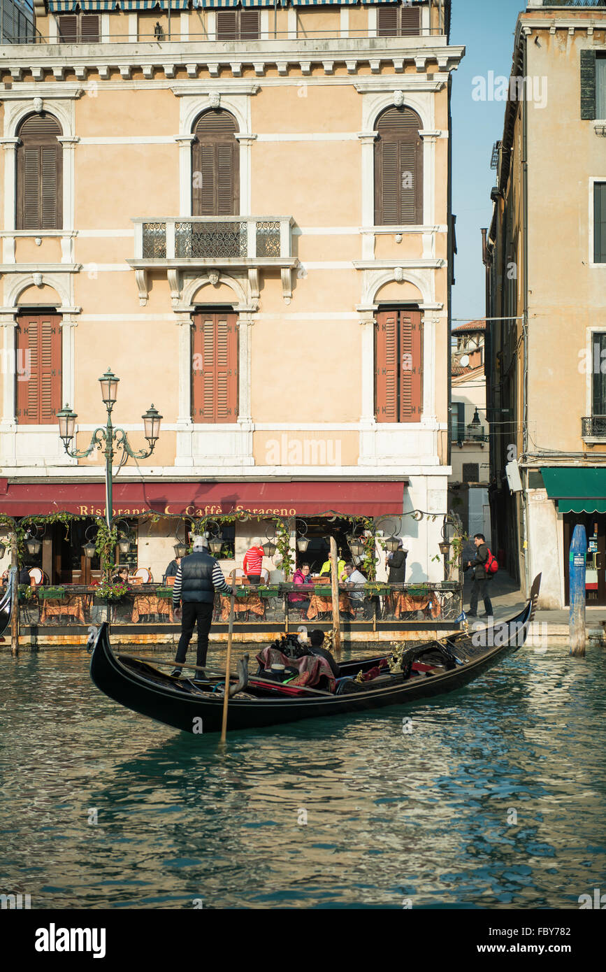 Old gondola canal hi-res stock photography and images - Alamy