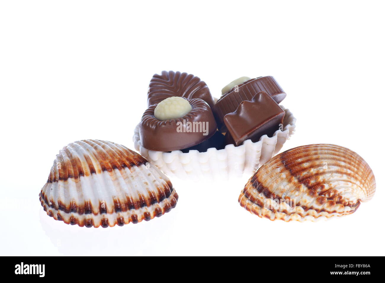 Candy shells hi-res stock photography and images - Alamy