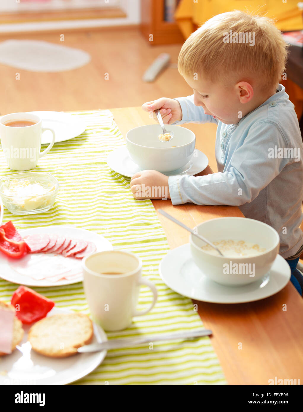 Children healthy meal home hi-res stock photography and images - Alamy