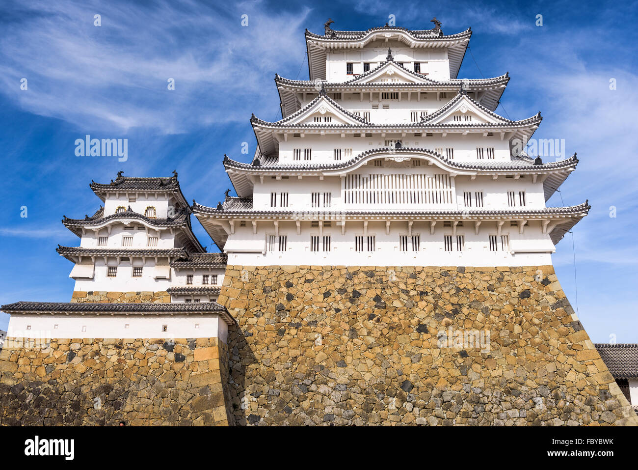 Refurbished japanese castle hi-res stock photography and images - Alamy