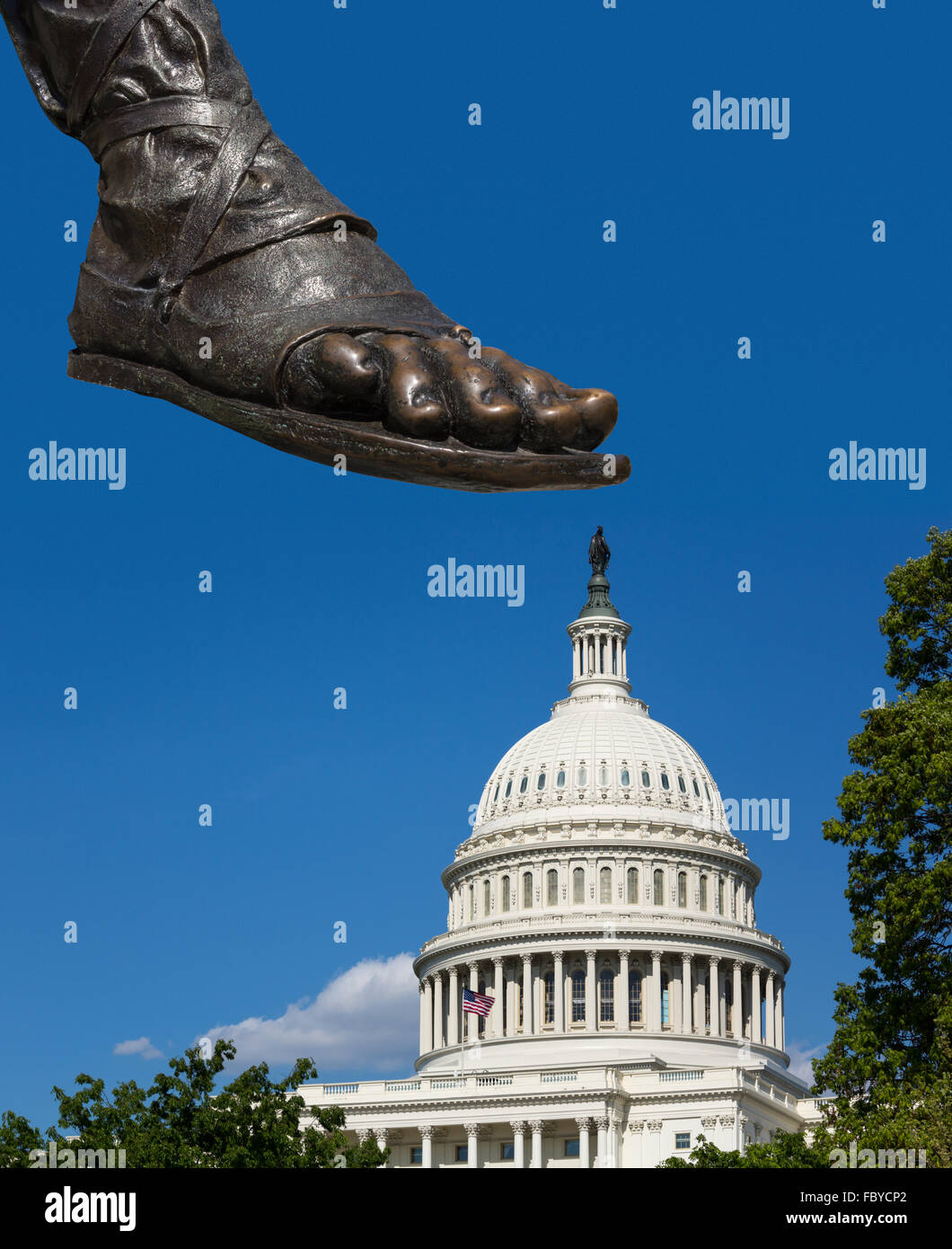 Statue of the shoe hi-res stock photography and images - Alamy