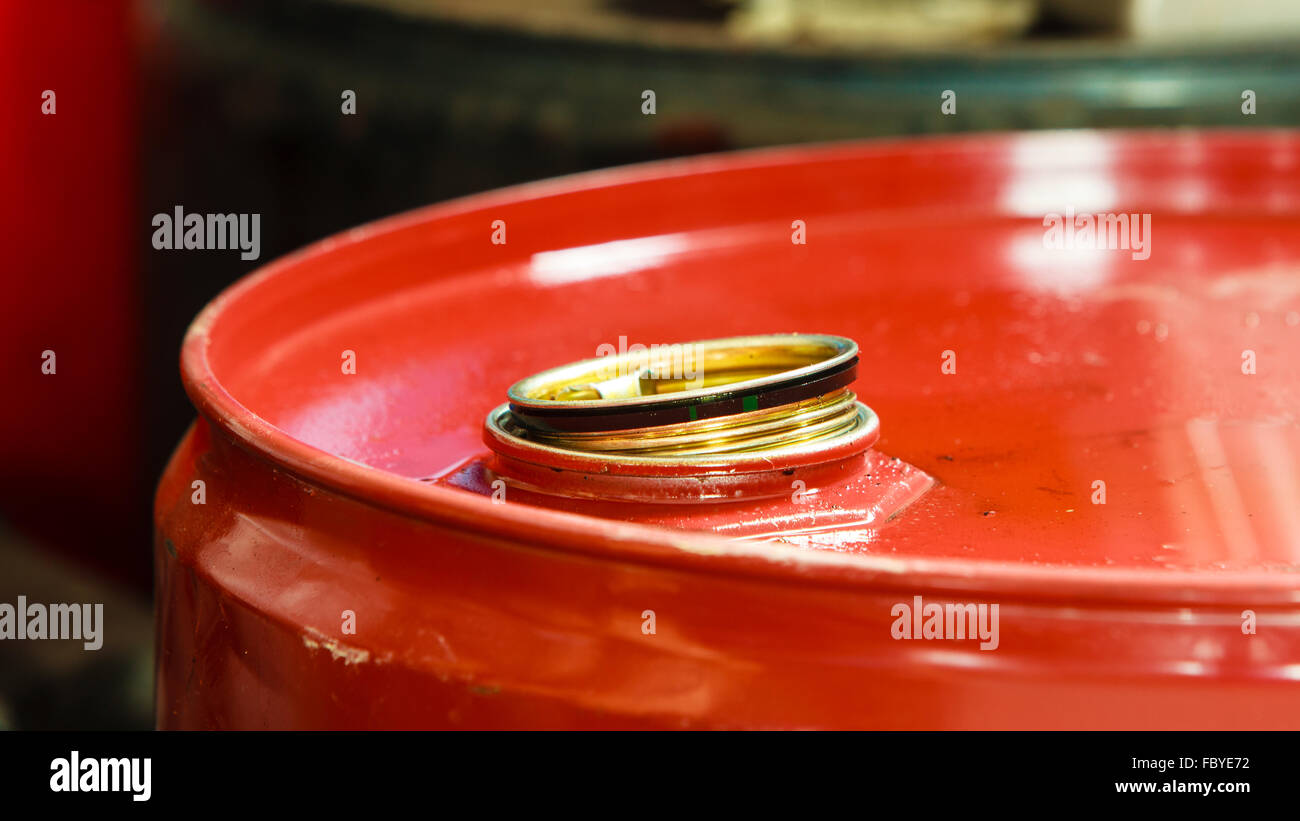 Barrels of engine oil hi-res stock photography and images - Alamy