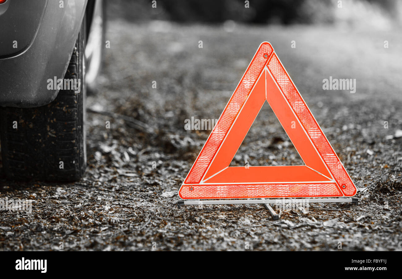 Emergency triangle hi-res stock photography and images - Alamy