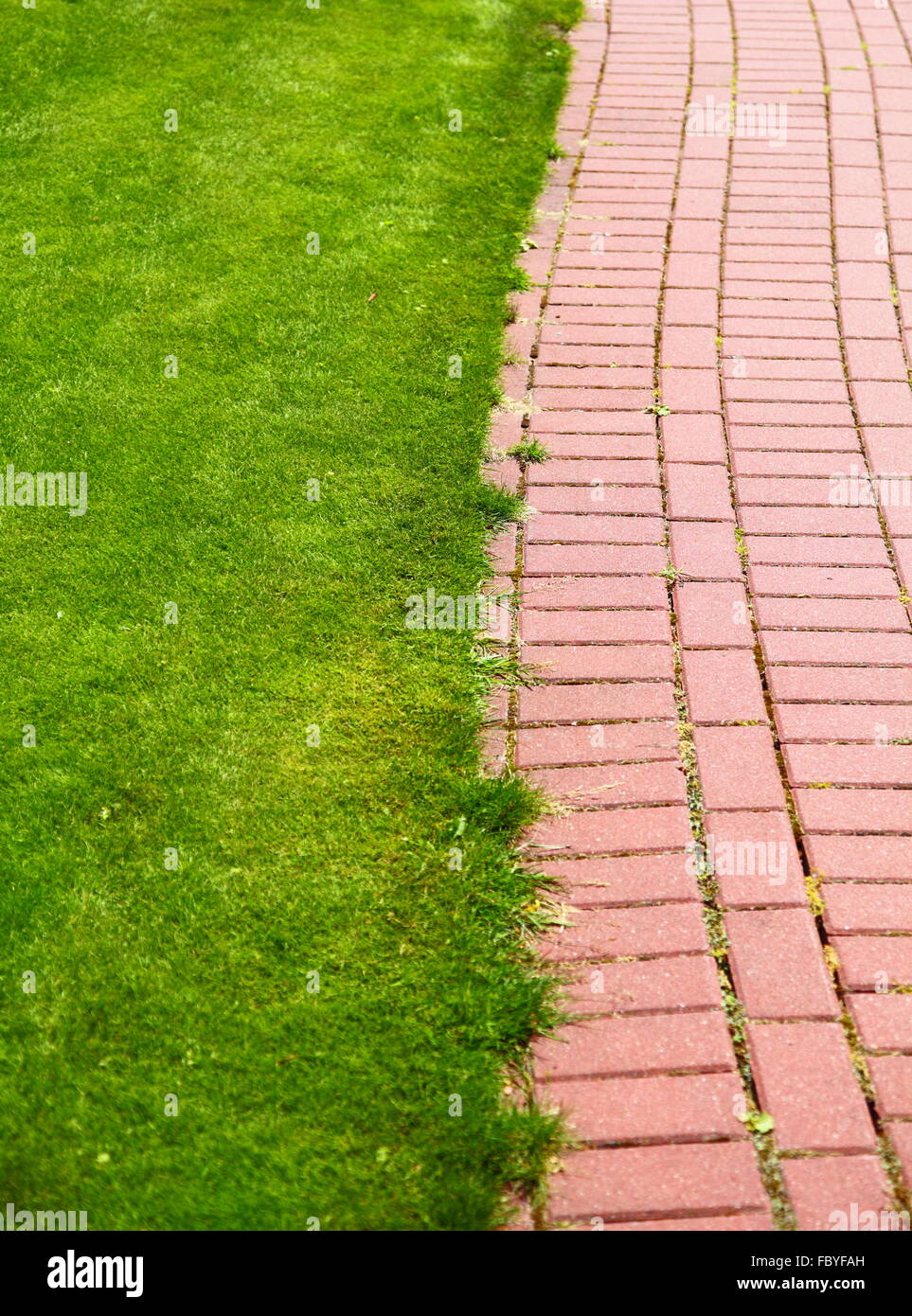 Red brick path in ground hi-res stock photography and images - Alamy