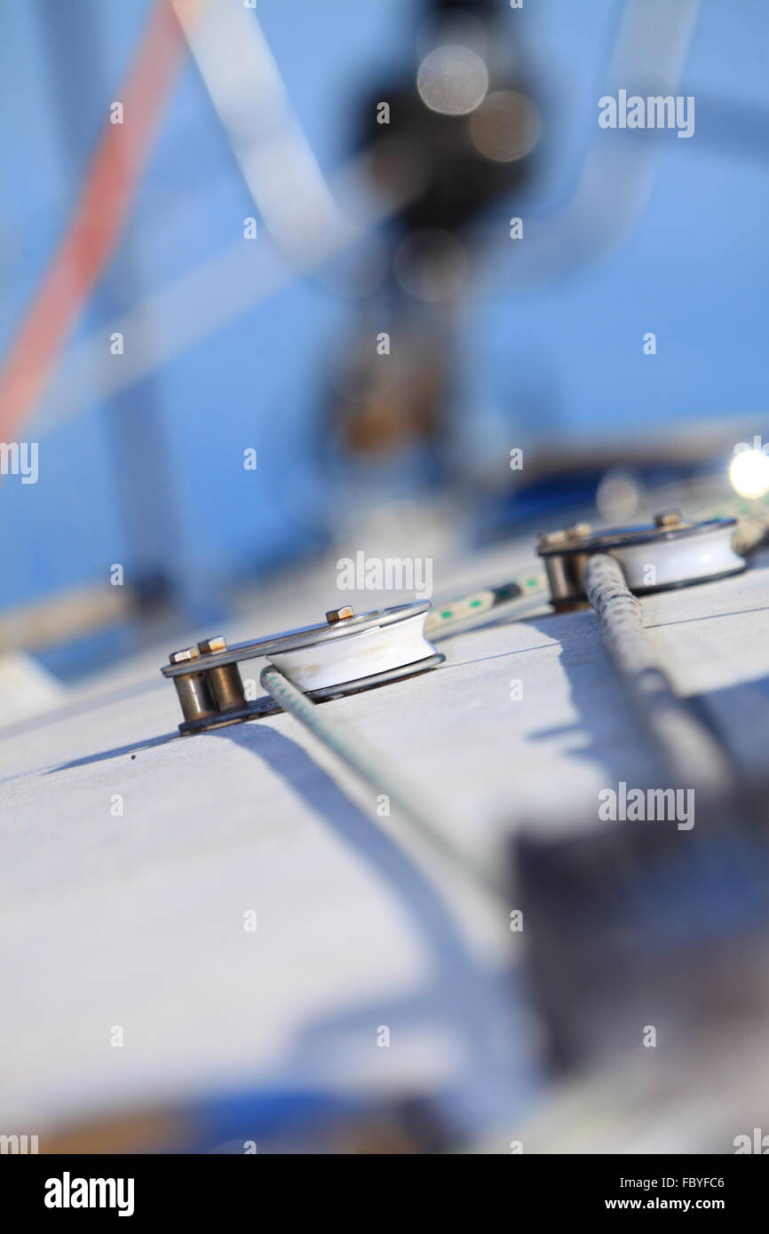 Yachting. Sailboat and ropes detail Stock Photo - Alamy