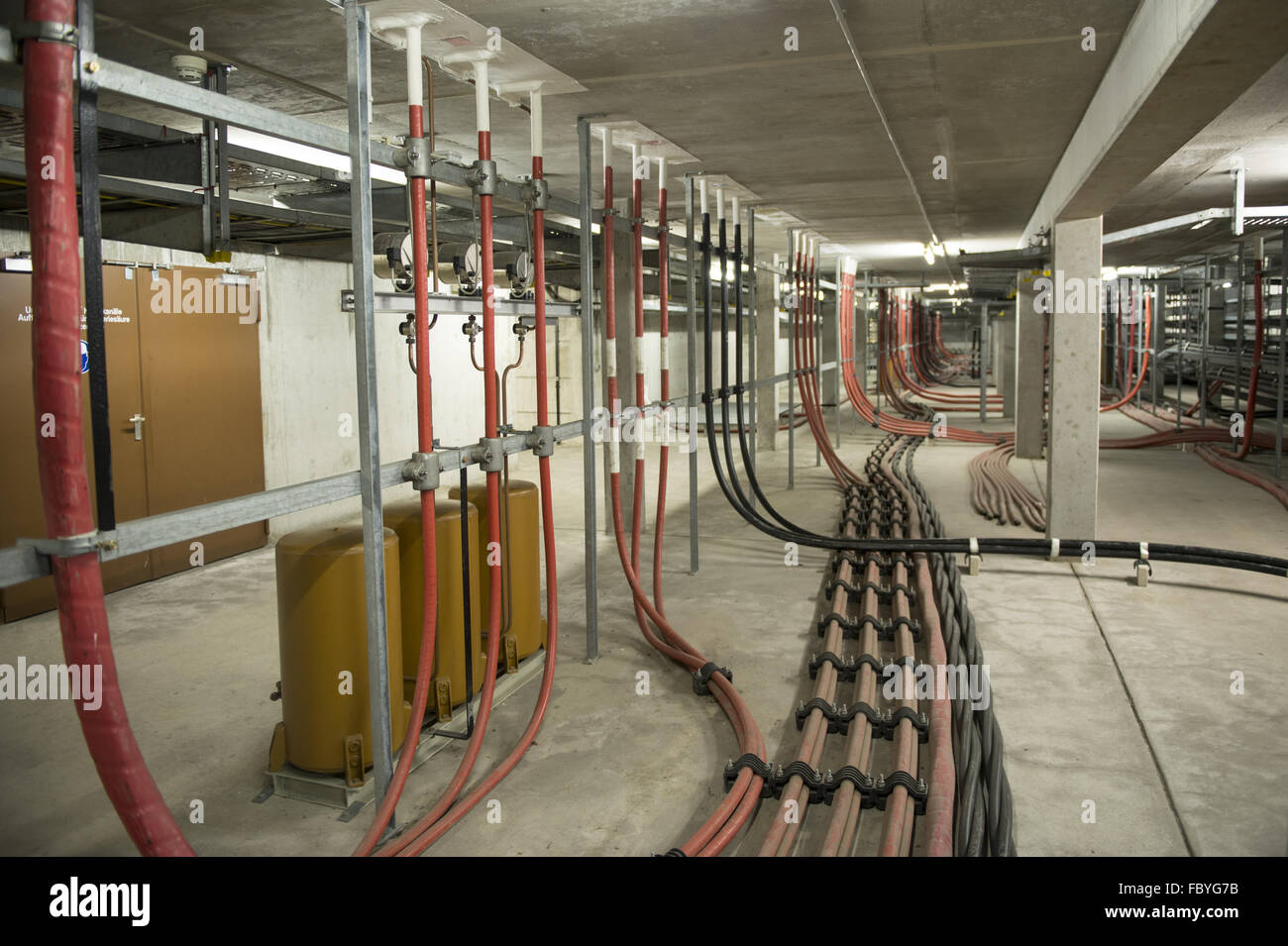 Power lines in a substation Stock Photo - Alamy
