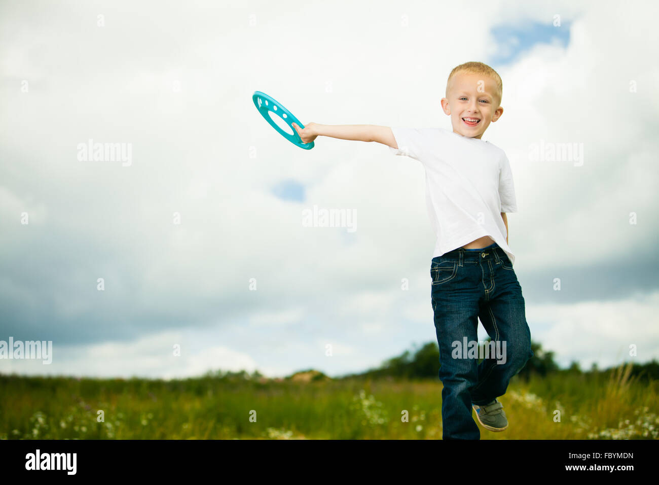 Child happy catch hi-res stock photography and images - Alamy