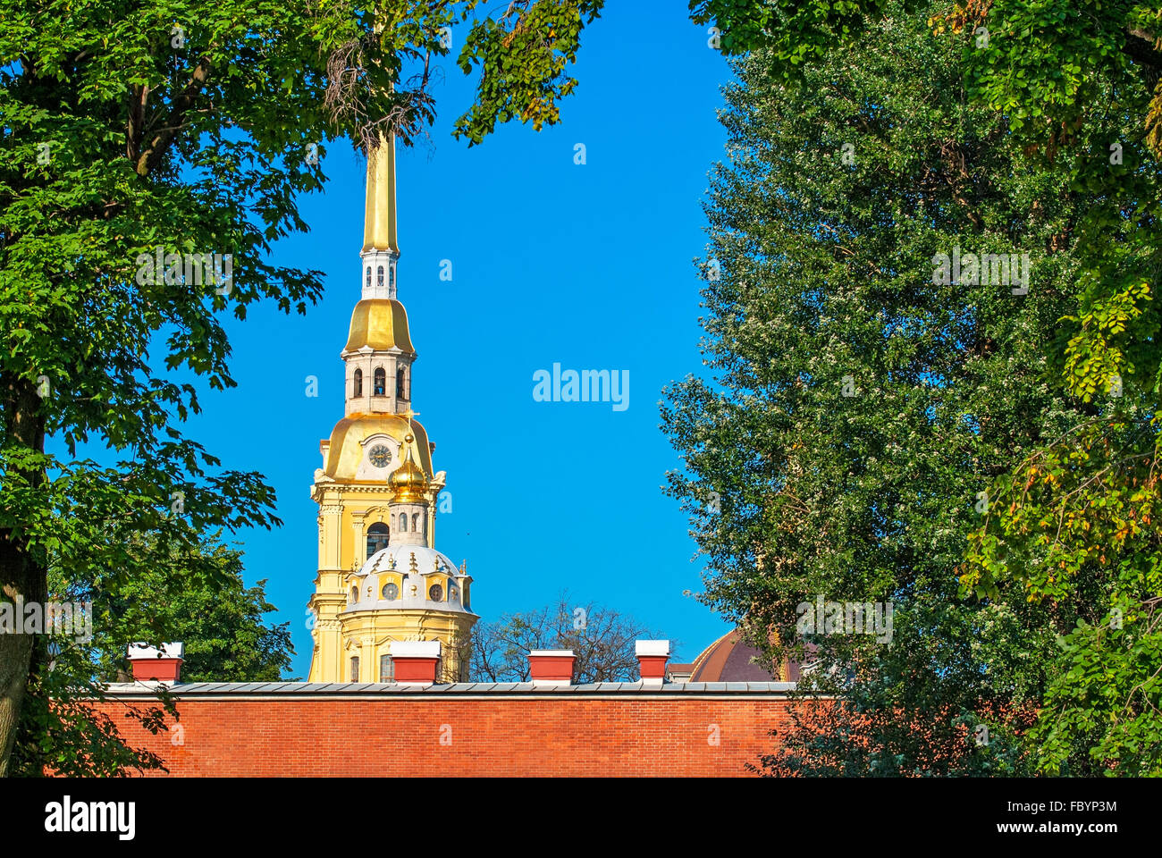Gold roof spire hi-res stock photography and images - Alamy