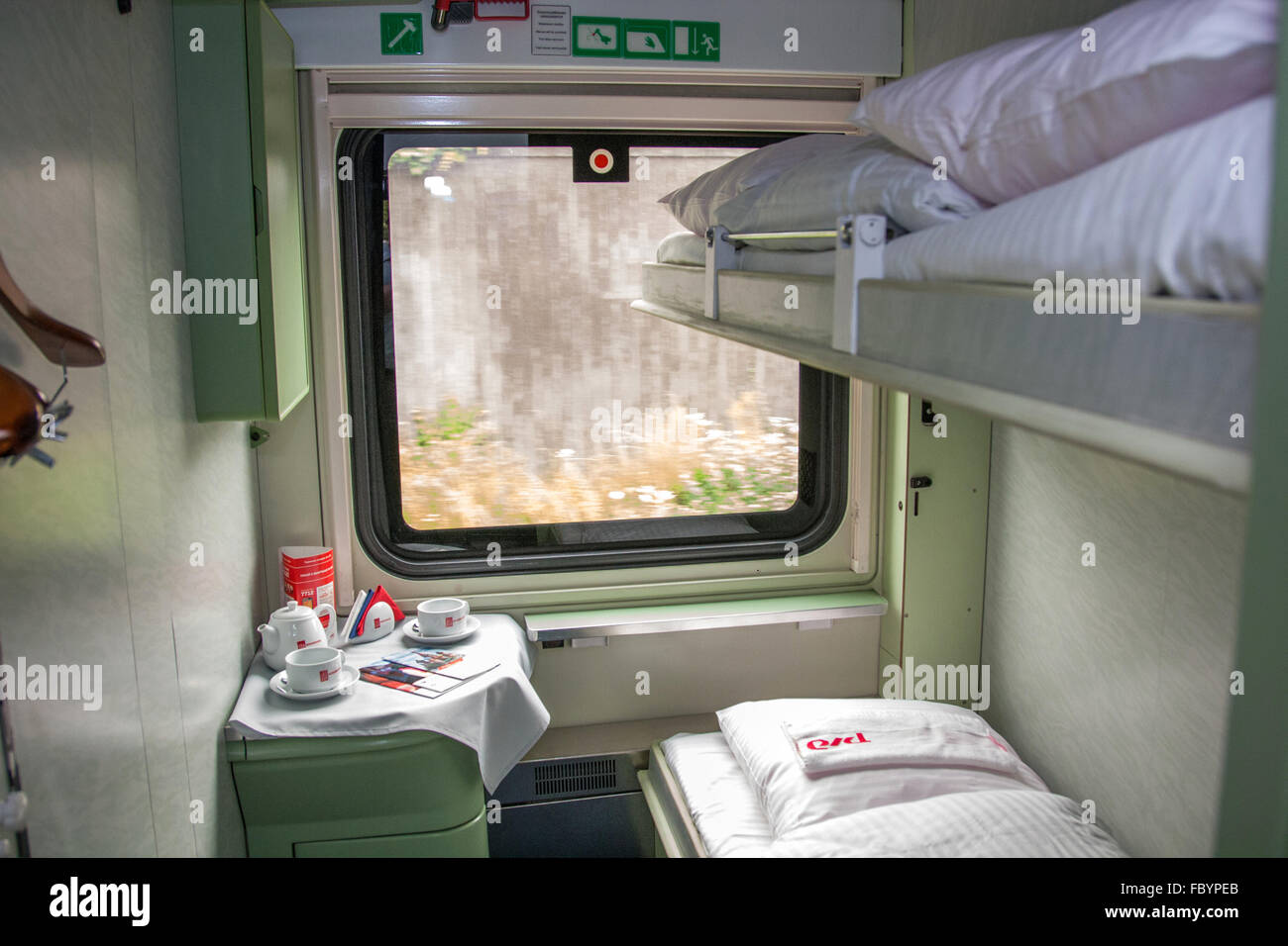 Paris moscow hi-res stock photography and images - Alamy