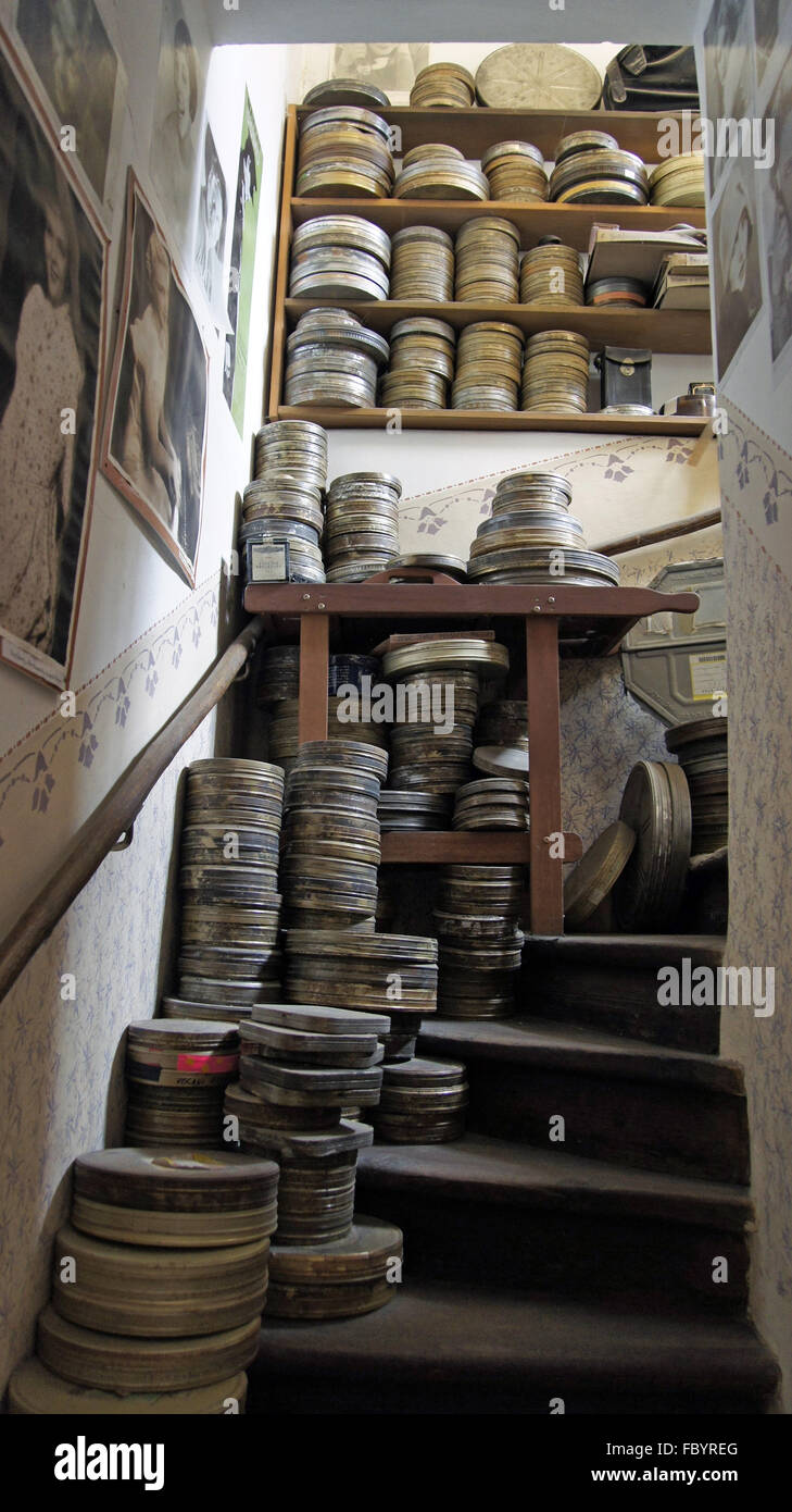 Film library hi-res stock photography and images - Alamy