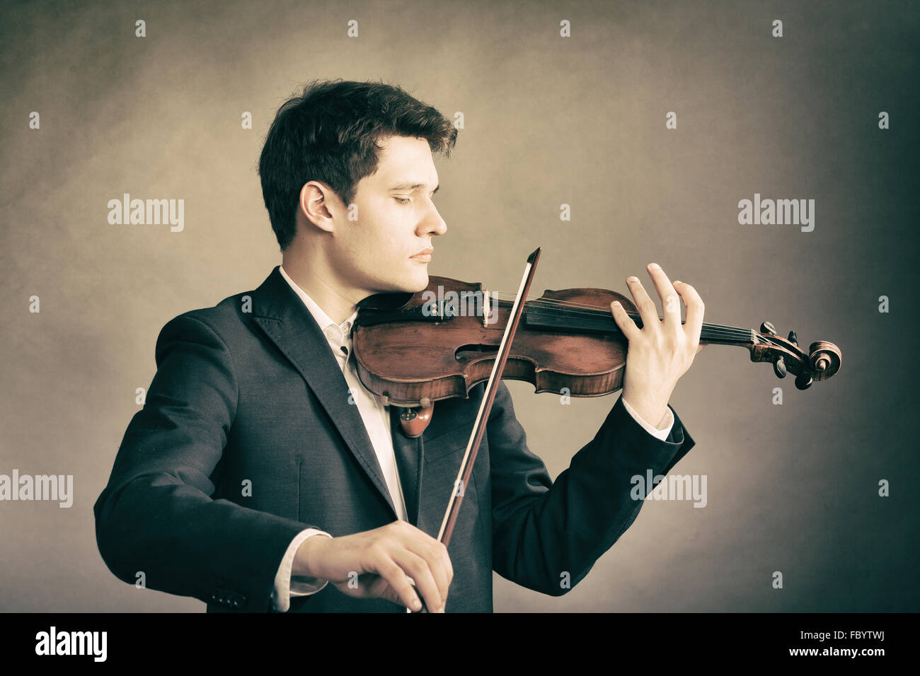 Entertainment musical hi-res stock photography and images - Alamy