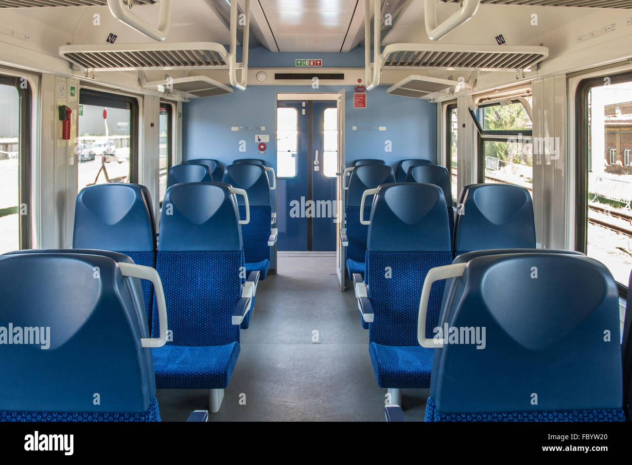 Regional trains hi-res stock photography and images - Alamy