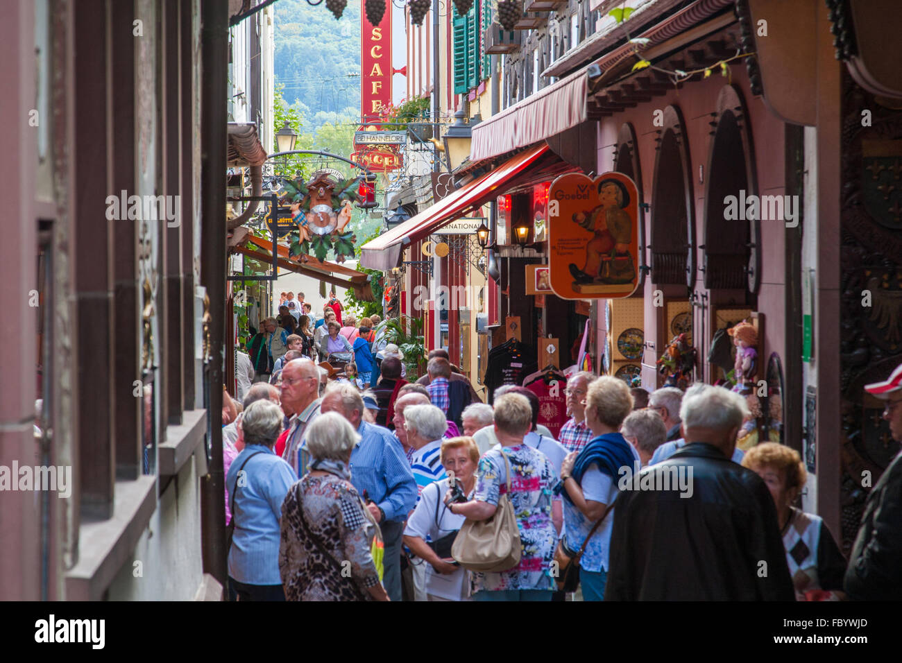 Hustle and bustle hi-res stock photography and images - Alamy