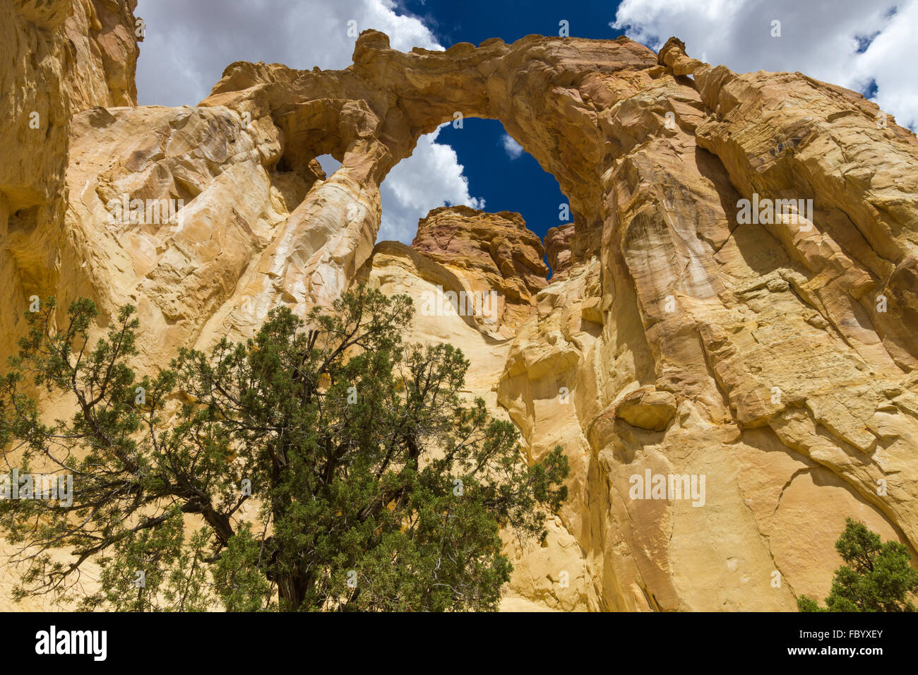 Sandsteinbogen hi-res stock photography and images - Alamy