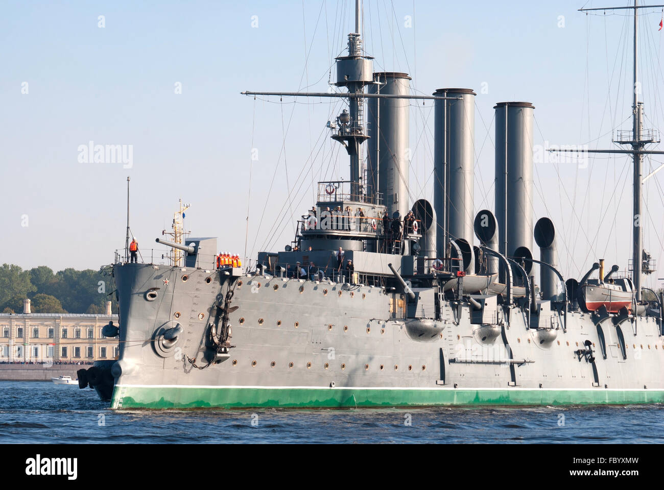 River cruiser with mast hi-res stock photography and images - Alamy