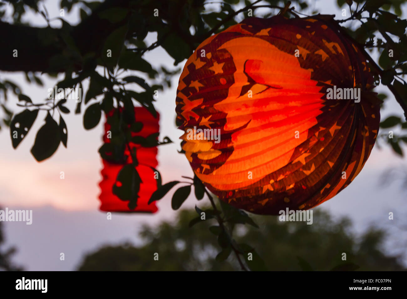 Japanese paper lamp light hi-res stock photography and images - Alamy