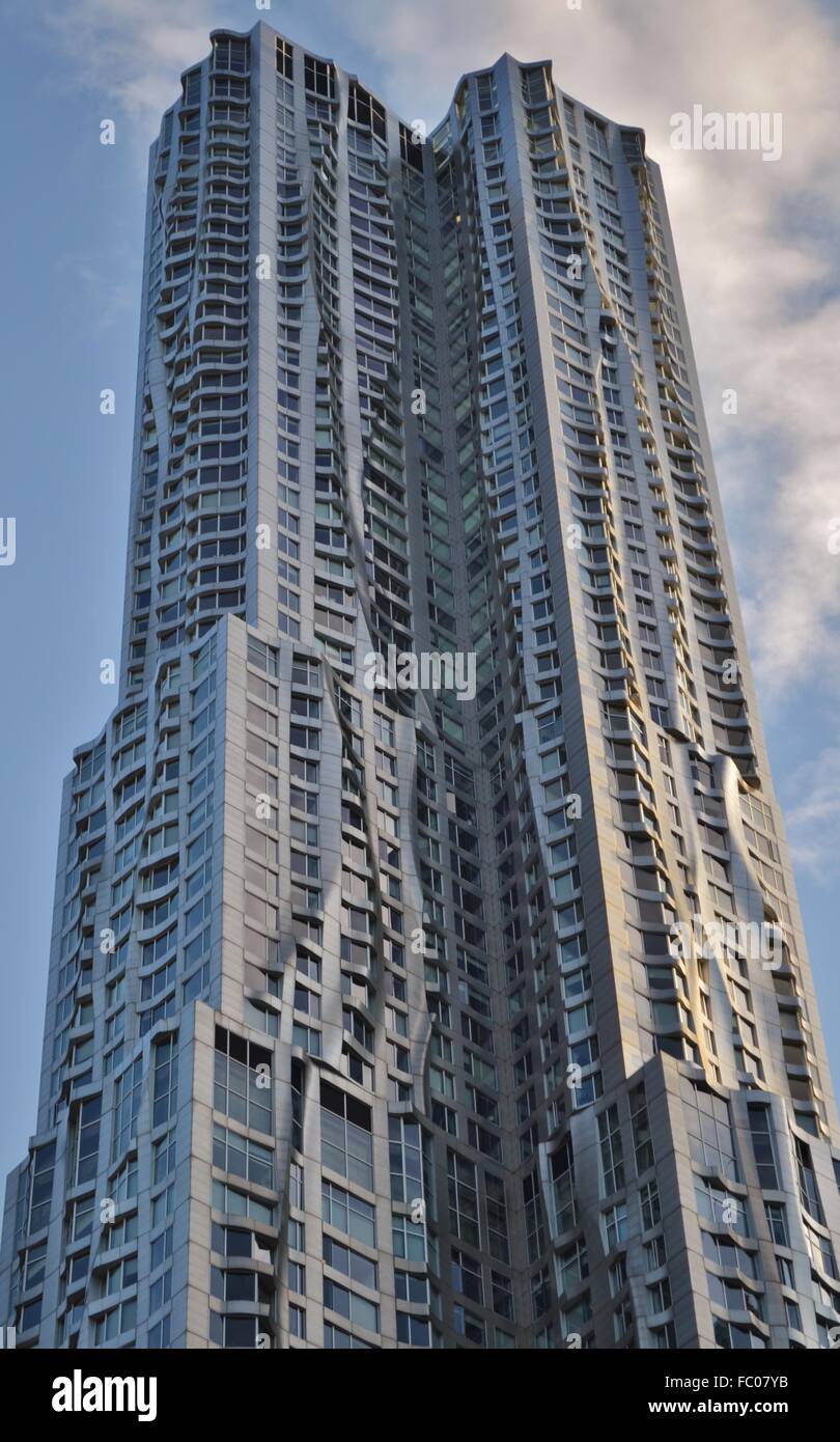 The skyscraper known as 8 Spruce Street (originally known as Beekman ...