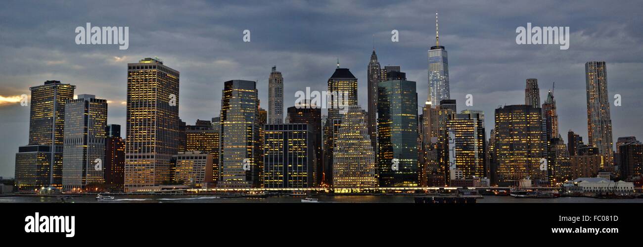 Downtown manhattan freedom tower hi-res stock photography and images ...