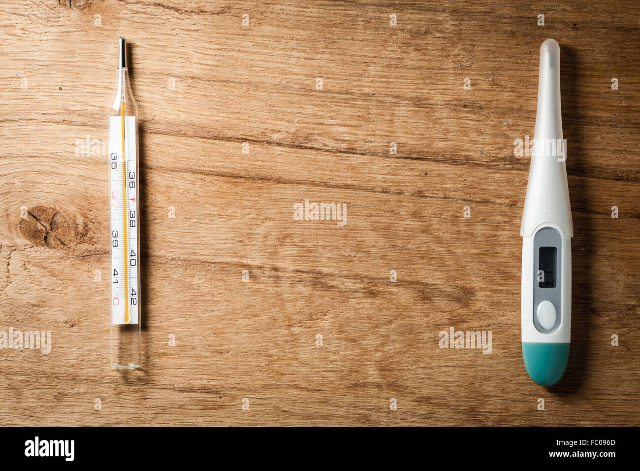 Mercury thermometers hi-res stock photography and images - Alamy