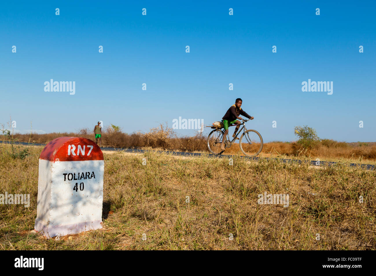 Kilometer marker hi-res stock photography and images - Alamy