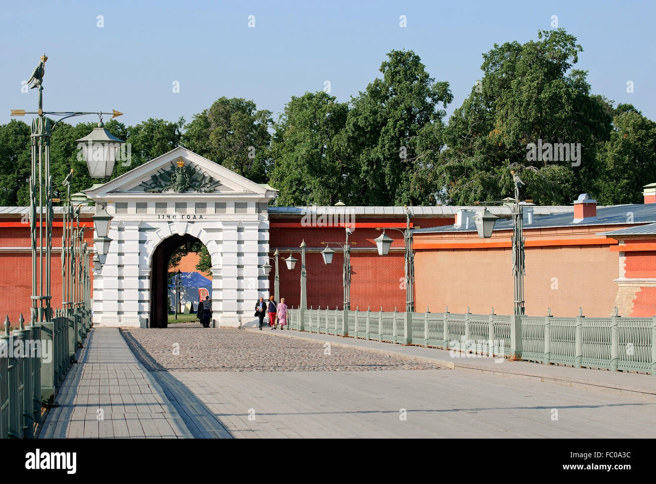Cobblestone gate gates hi-res stock photography and images - Alamy
