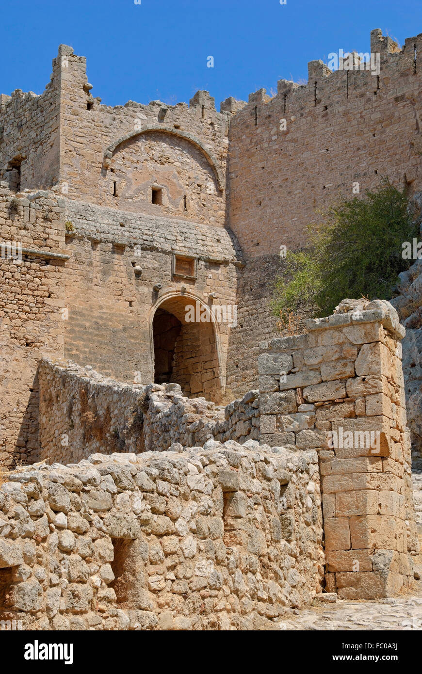 Ancient fortress gate hi-res stock photography and images - Alamy