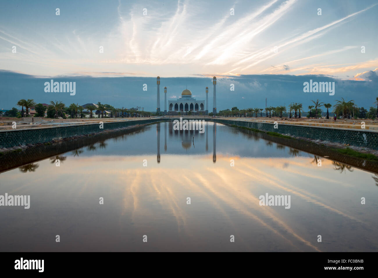 Songkhla Central mosque, Thailand Stock Photo - Alamy