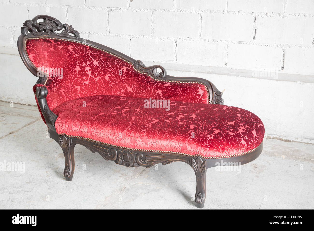 modern red sofa Stock Photo - Alamy